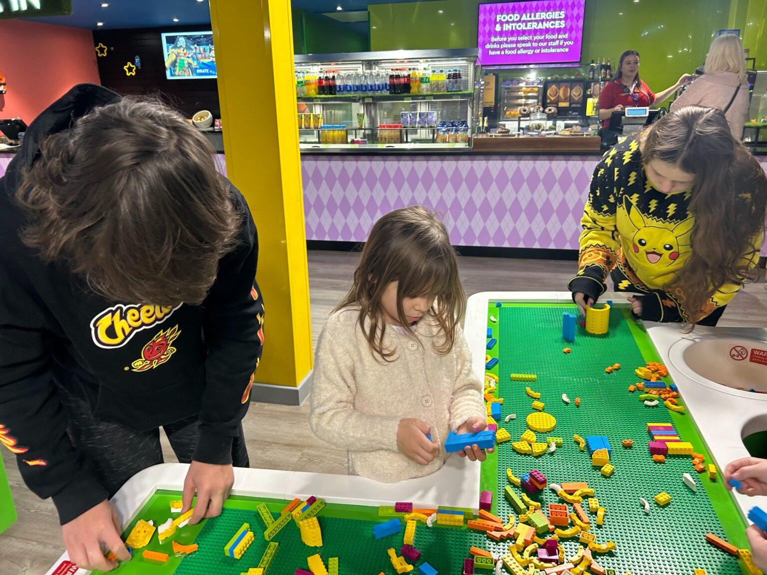 Legoland Windsor Adventure Golf - Fun mini-courses ⋆ Jupiter & Dann