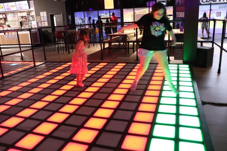 Playing Arcade Games at Gravity Max Stratford ⋆ Jupiter & Dann