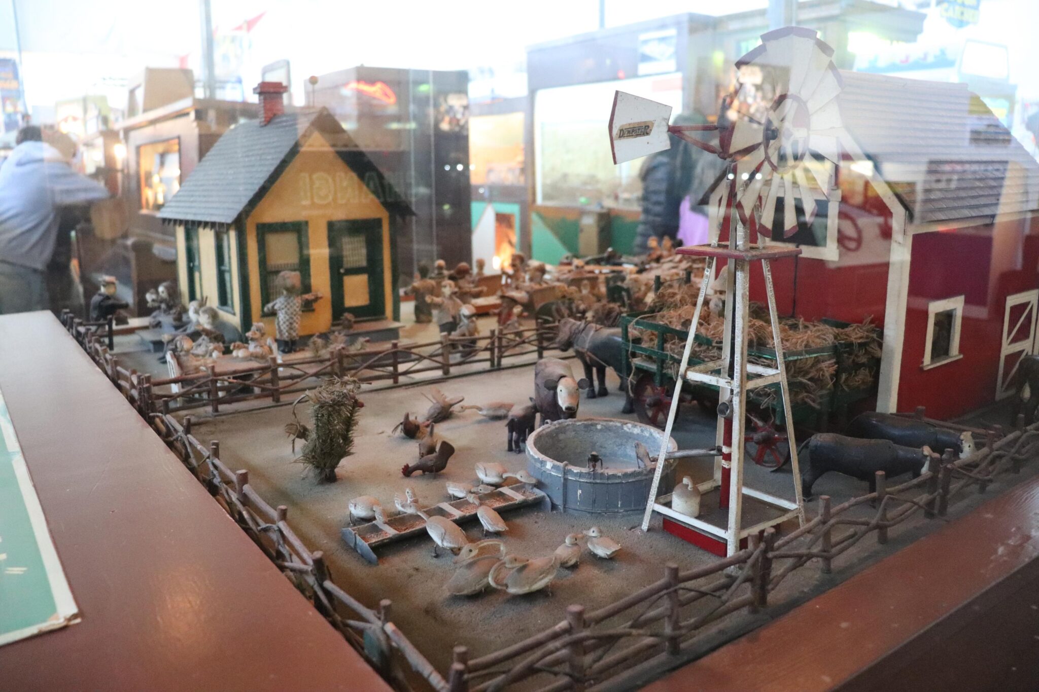 Exploring the Musée Mécanique which has antique arcade machines ⋆ ...